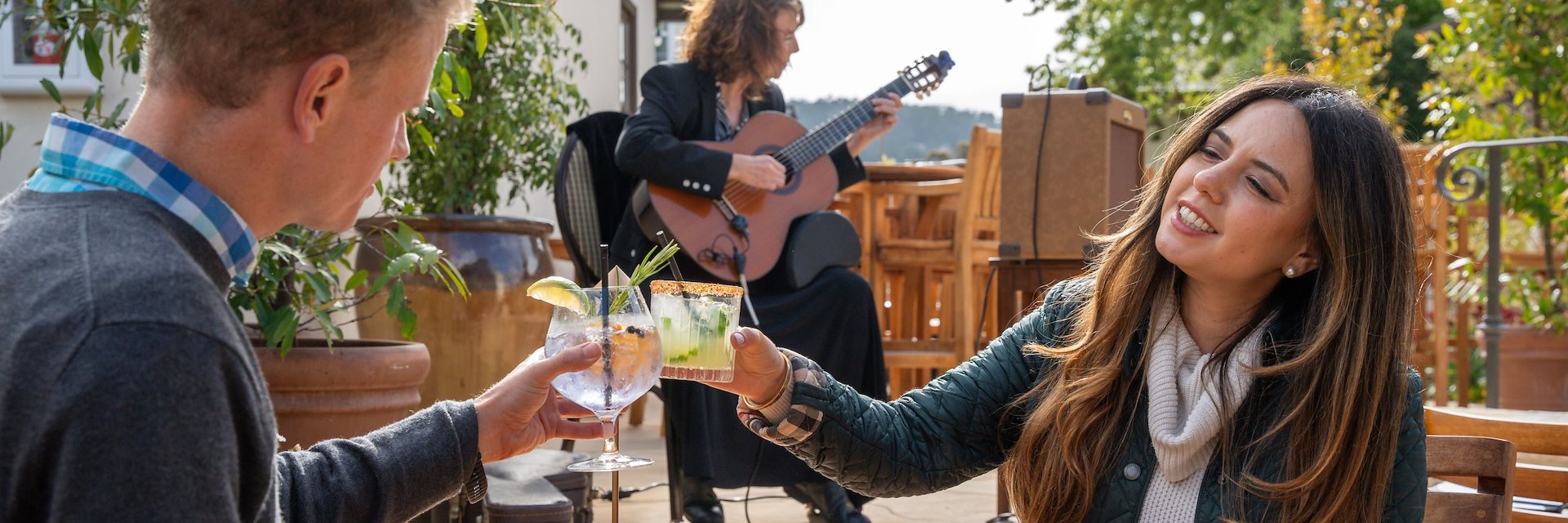 Special Midweek Anniversary Package - Casa Munras